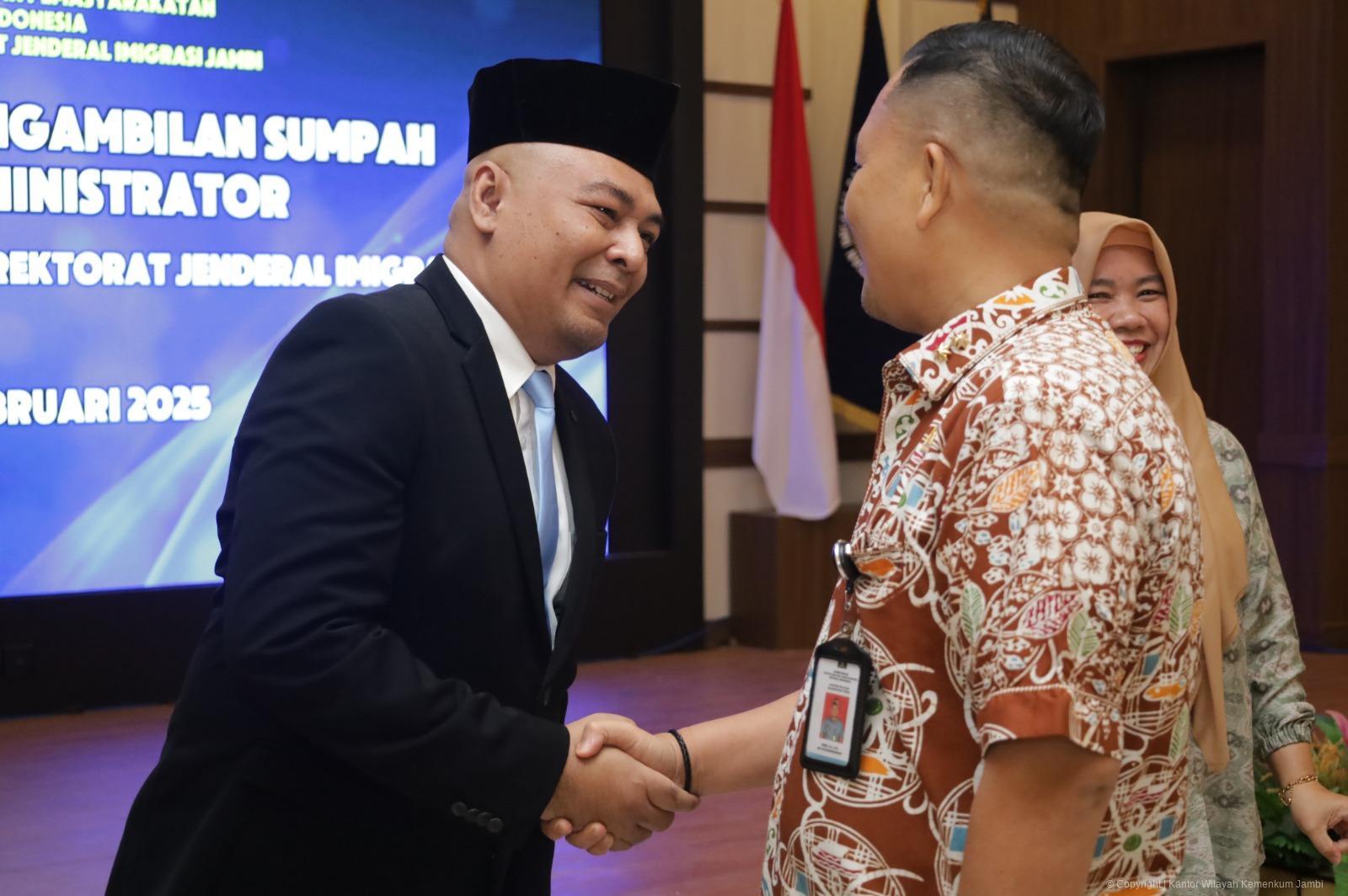 Kakanwil Kemenkum Jambi Hadiri Pelantikan dan Serah Terima Jabatan di lingkungan Kanwil Dirjen ...